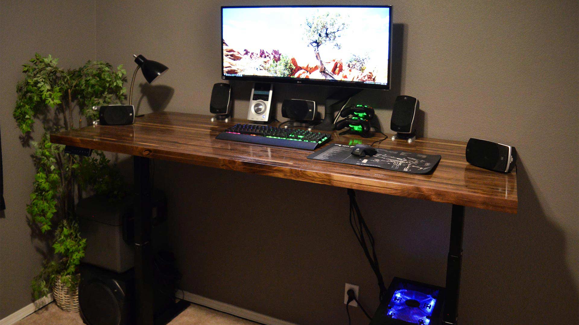 DIY Desk Living On The Chic